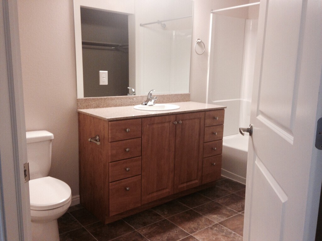 The Villas at Riverside Apartments in Elko, NV | ApartmentHomeLiving.com