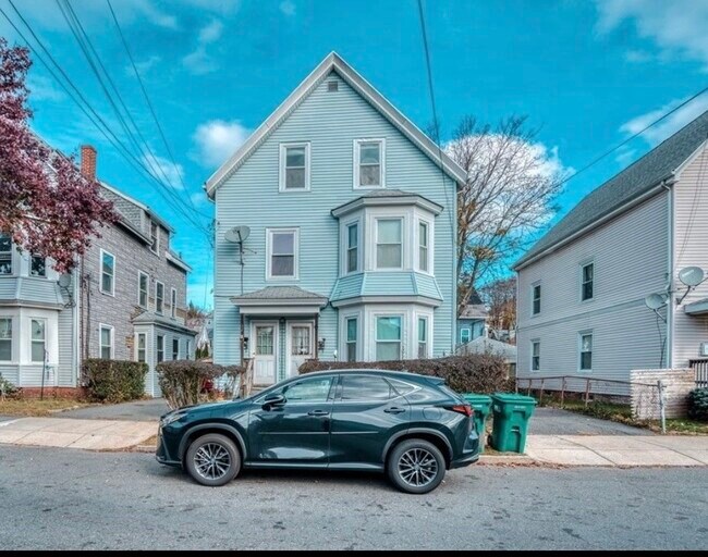 34 Clinton St | Rentals in Lynn, MA