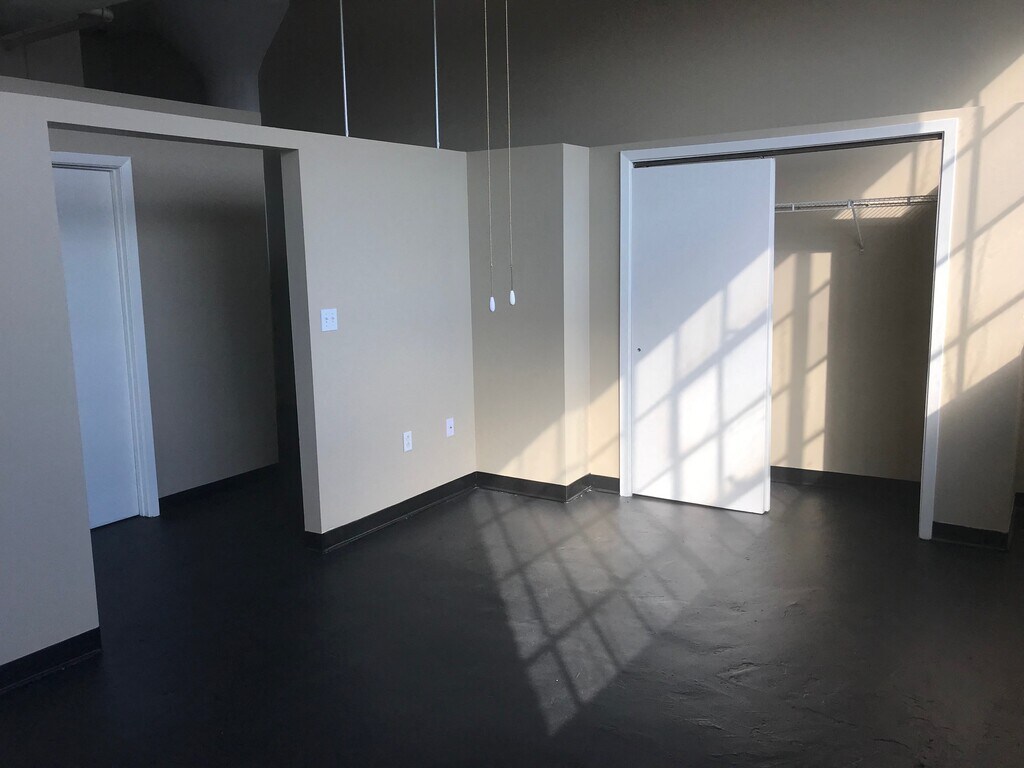 Block 2 Lofts | Little Rock, AR Apartments