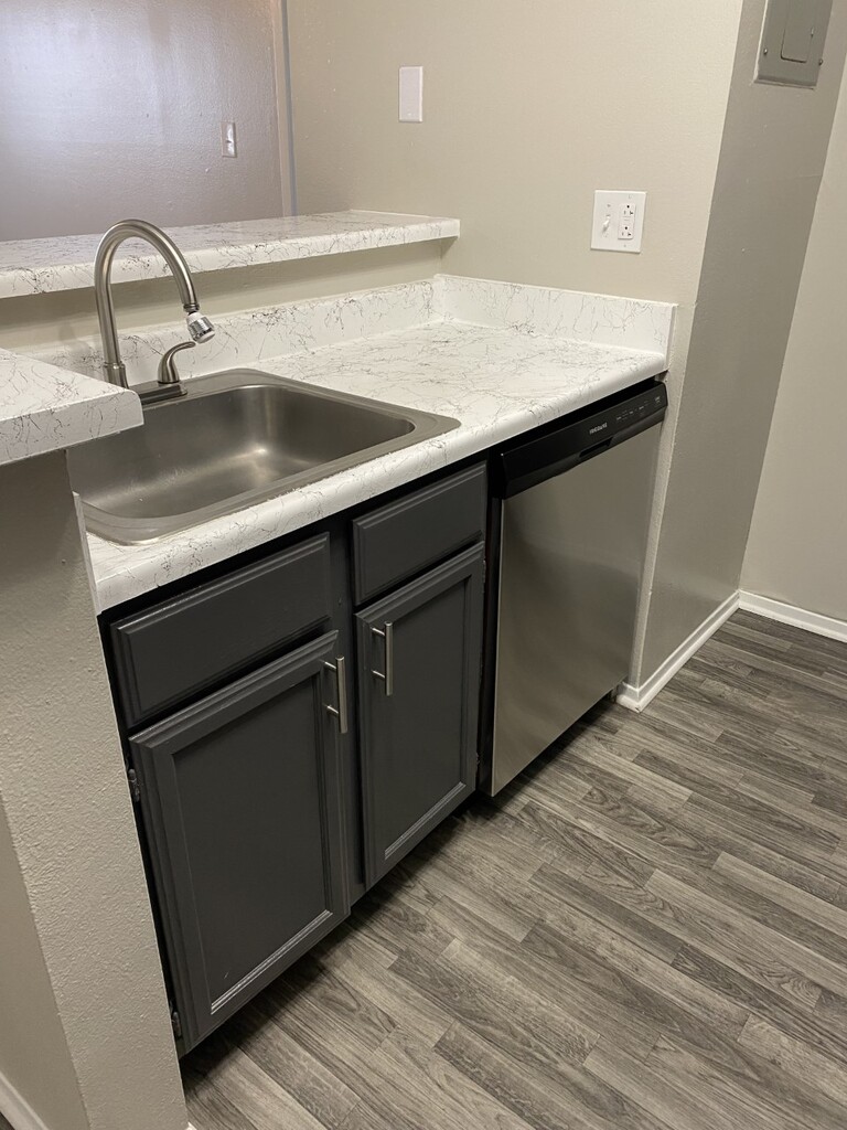 Lookout Ridge Apartments in Harker Heights, TX | ApartmentHomeLiving.com