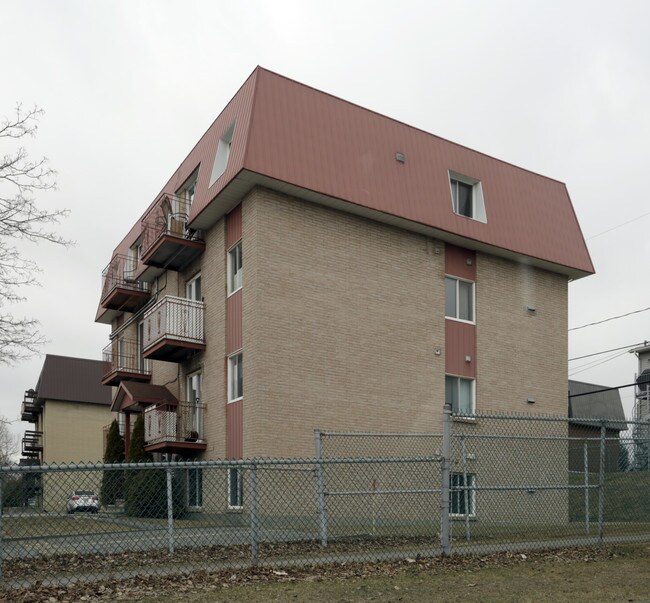 Apartments for Rent in Châteauguay, QC | ApartmentHomeLiving.com
