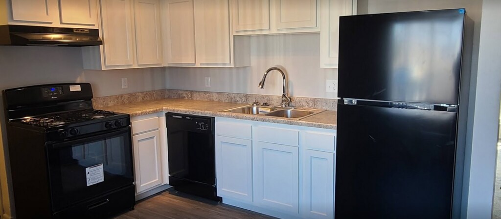 River Pointe Townhomes | Fort Wayne, IN Apartments