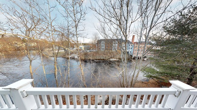 15 Amherst St | Rentals in Milford, NH