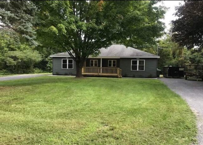 5616 Gardner Rd | Rentals in Altamont, NY