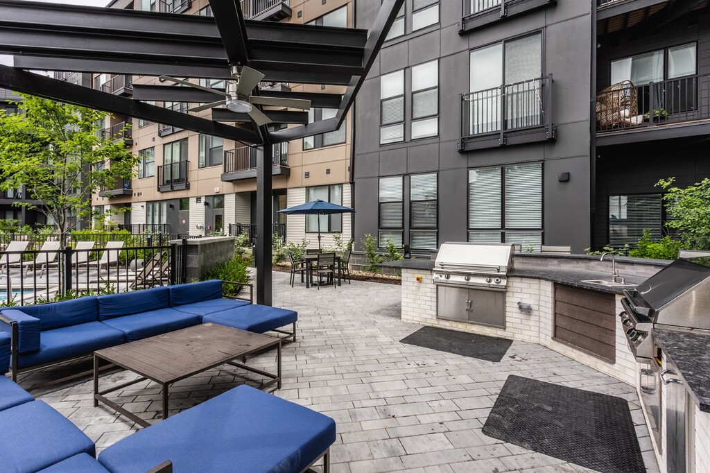 Arsenal 201 Apartments in Pittsburgh, PA | ApartmentHomeLiving.com