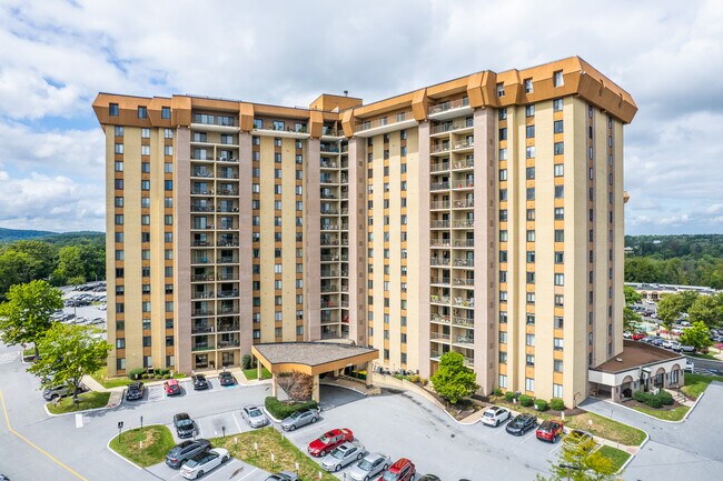 Valley Forge Towers South Apartments | King of Prussia, PA Apartments ...