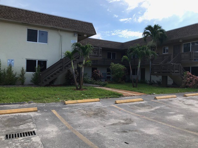 5801 NW 17th Pl | Rentals in Sunrise, FL