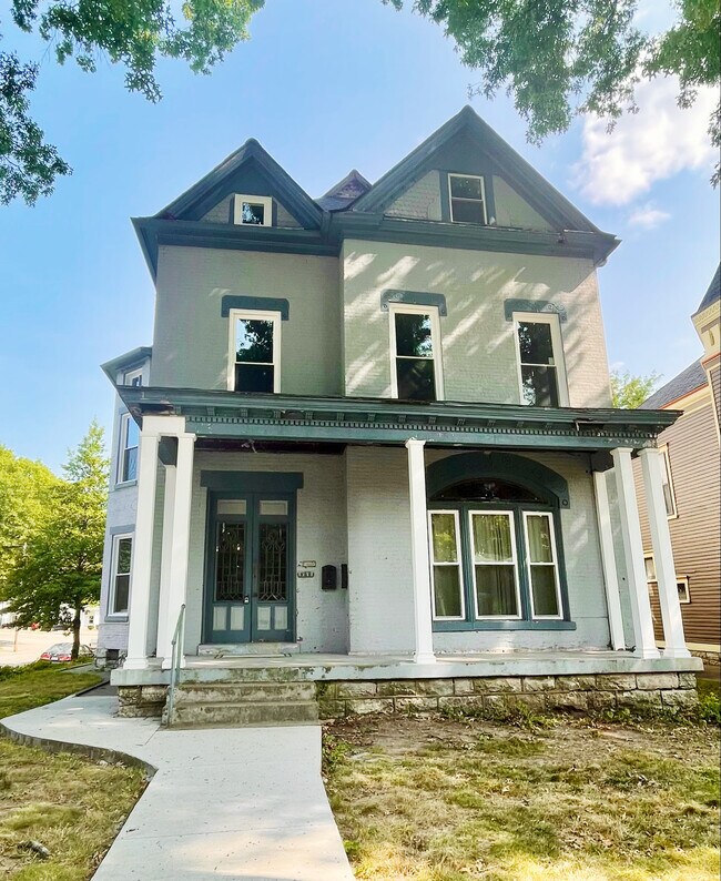 1436 Hepburn Ave | Rentals in Louisville, KY