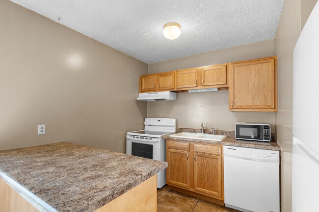 715 Allison Ave | 2 Bedroom Condo for Rent in Manhattan, KS