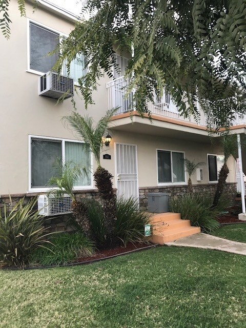 8941 Dailey Rd | Rentals in La Mesa, CA