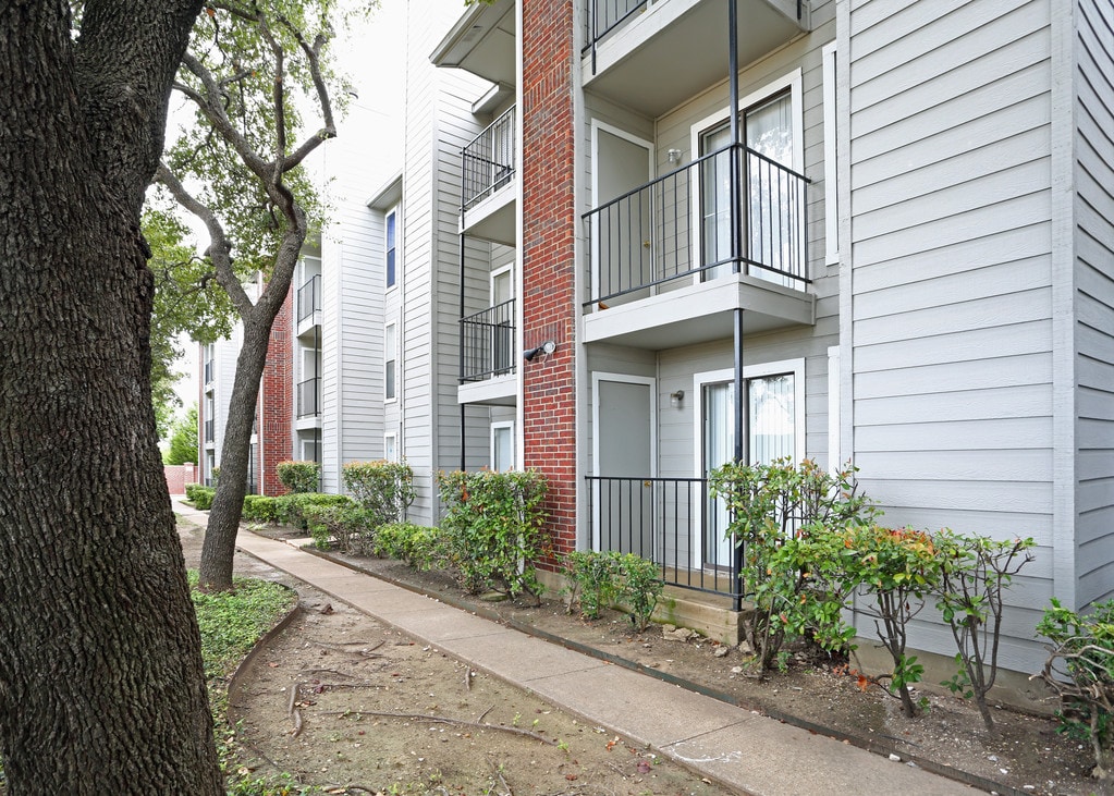 The Caleb | Dallas, TX Apartments