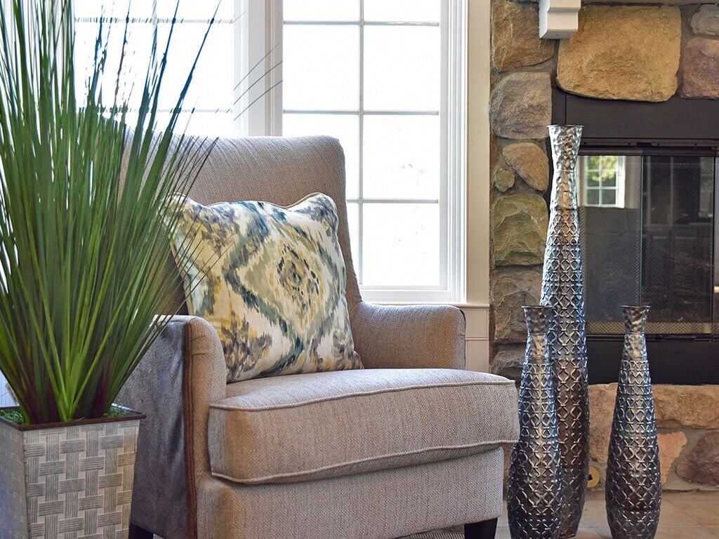 Timberlane Apartments in Peoria, IL | ApartmentHomeLiving.com