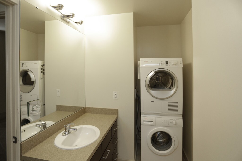 Courthouse Lofts Apartments in Kansas City, MO | ApartmentHomeLiving.com