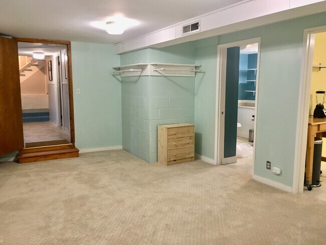 5806 N Albina Ave | Rentals in Portland, OR