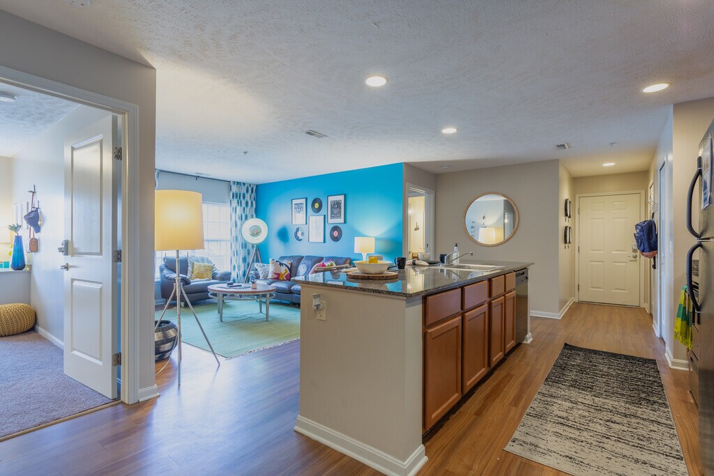 Campus Pointe Kent | Kent, OH Apartments