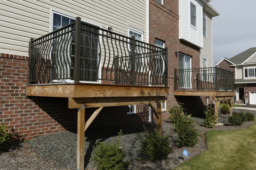 Stone Bridge at Raritan Apartments in Raritan, NJ | ApartmentHomeLiving.com