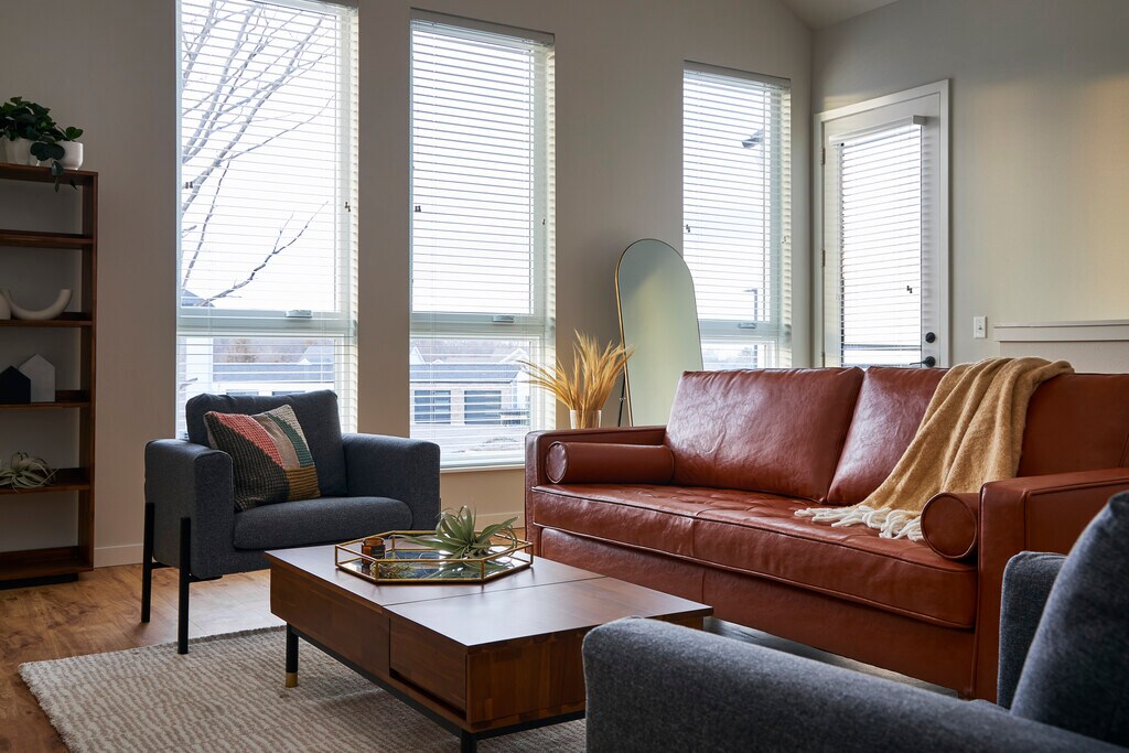 Woodnote Residences | Hartland, WI Apartments