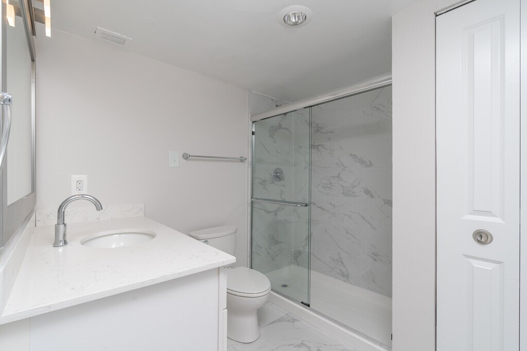 Towers at Wyncote Apartments in Wyncote, PA | ApartmentHomeLiving.com