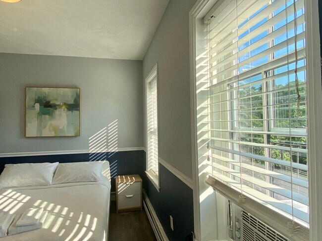 46 Concord Sq | Rentals in Boston, MA