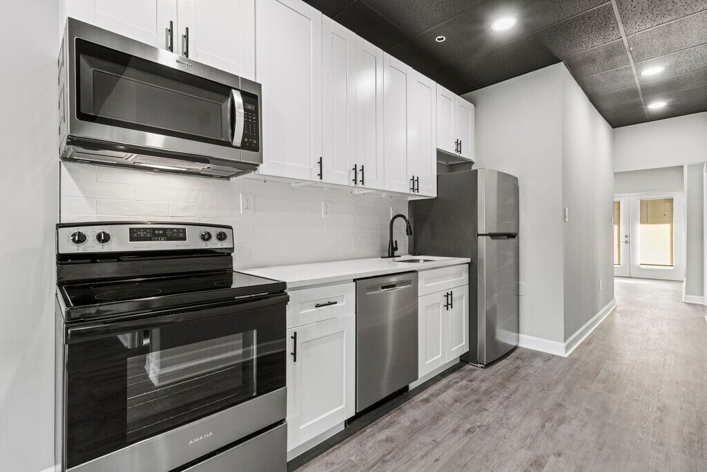 Patuxent Place Apartments in Laurel, MD | ApartmentHomeLiving.com