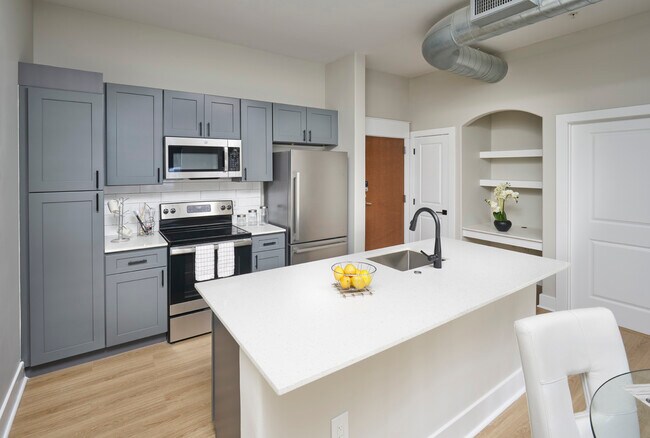 Towson Promenade | Towson, MD Apartments