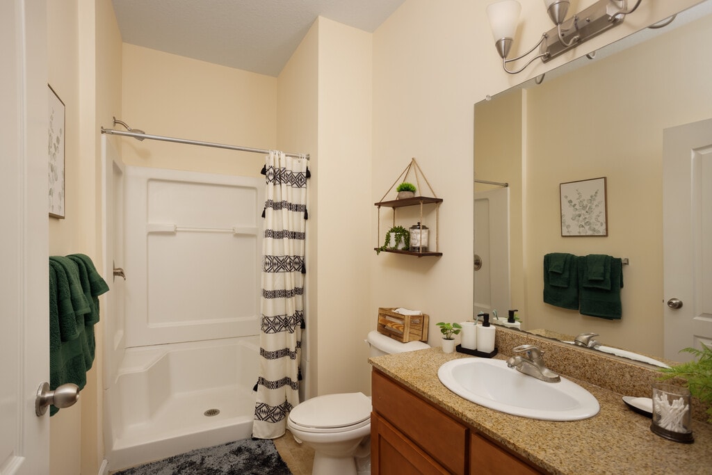 Canopy Apartments in Gainesville, FL | ApartmentHomeLiving.com