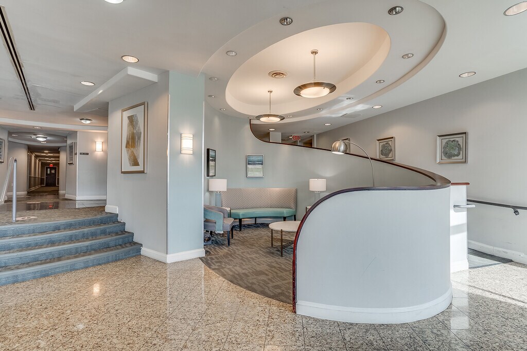 Seminary Towers | Alexandria, VA Apartments