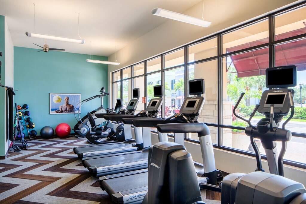 MAA SoHo Square | Tampa, FL Apartments