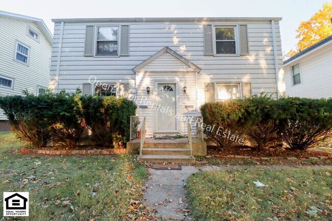 1806 Crescent Ave-Unit -1806 Crescent Ave | Rentals in Fort Wayne, IN