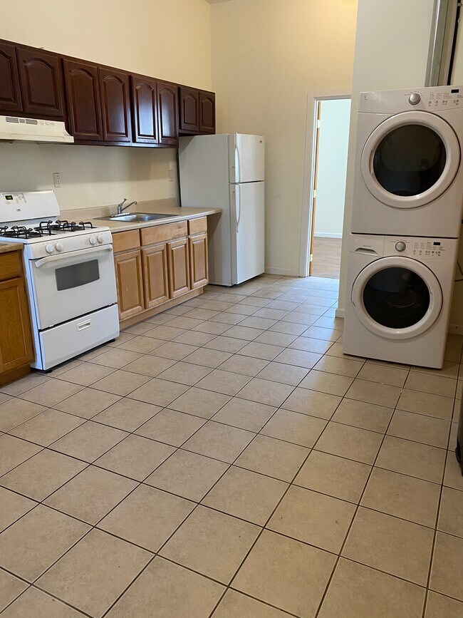 4606 Linmore Ave | Rentals in Philadelphia, PA