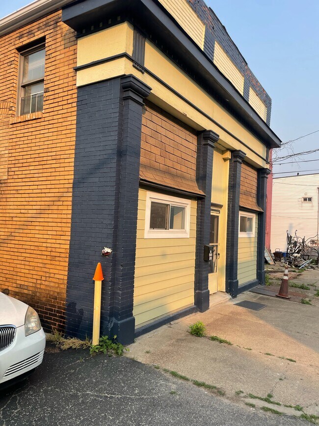 4702 Lorigan St | Rentals in Pittsburgh, PA