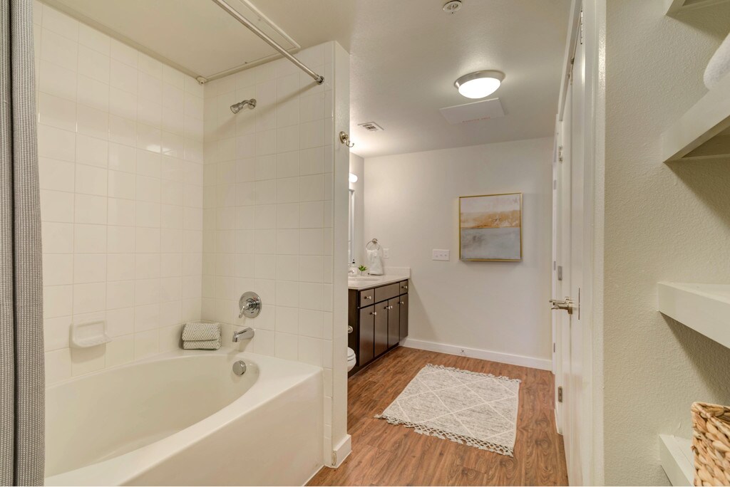 Burnet Flats | Austin, TX Apartments