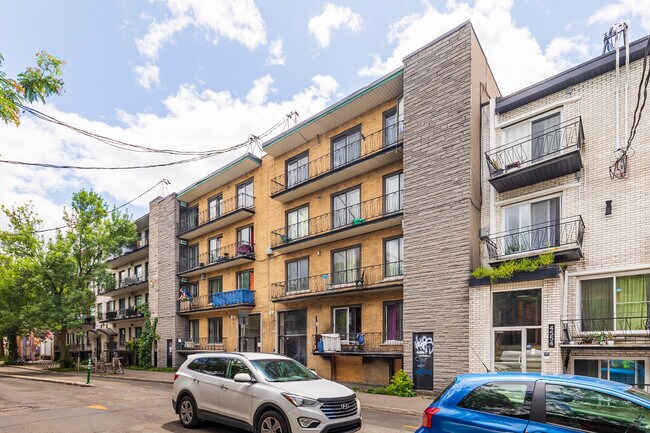 4540-4550 De Brébeuf Apartments | Montréal, QC Apartments For Rent