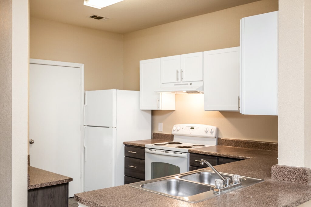 Mission Del Rio Apartment Homes | San Antonio, TX Apartments