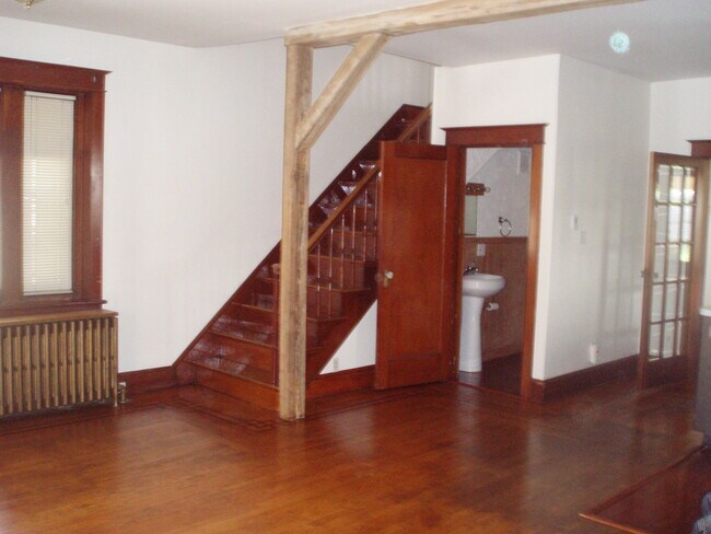 6347 Memorial Rd | Rentals in Allentown, PA