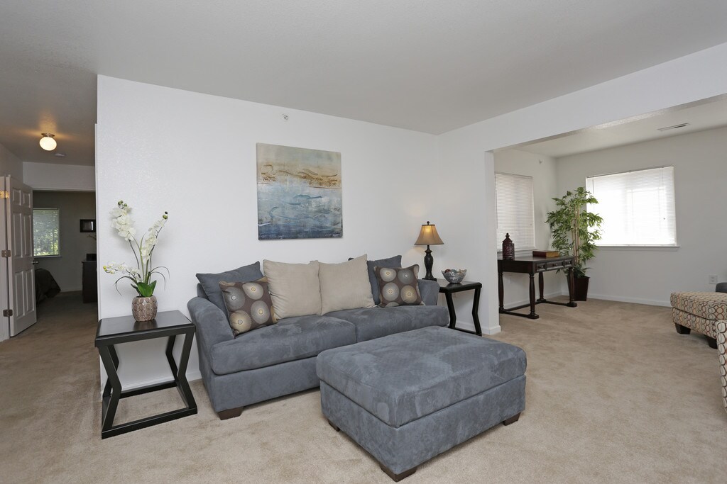 Villas at Lawson Creek | Boiling Springs, SC Apartments