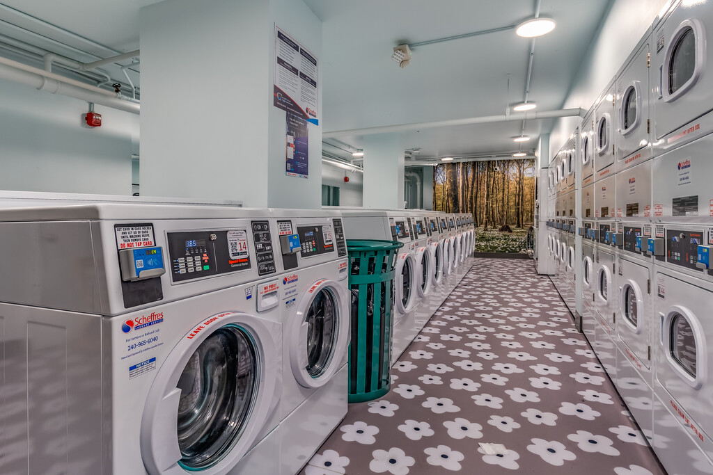 The Woodner Apartments in Washington, DC | ApartmentHomeLiving.com