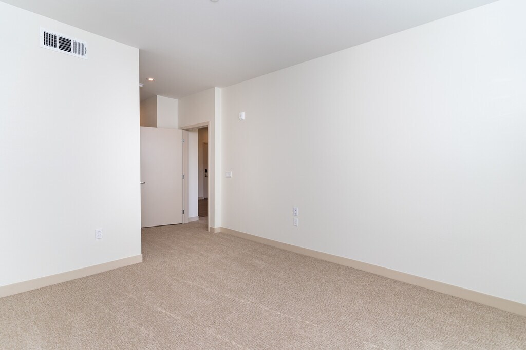 Bolsa Row Apartments in Westminster, CA | ApartmentHomeLiving.com