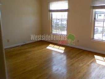 2126 S Ridgeley Dr | Rentals in Los Angeles, CA