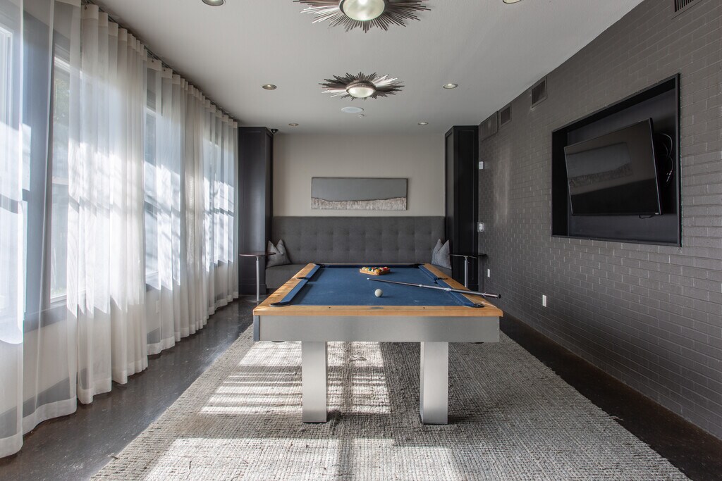 Highline Urban Lofts | Cypress, TX Apartments