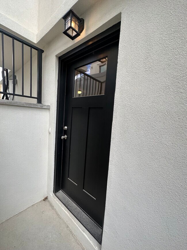 27 Torrice Loop | Rentals in Staten Island, NY