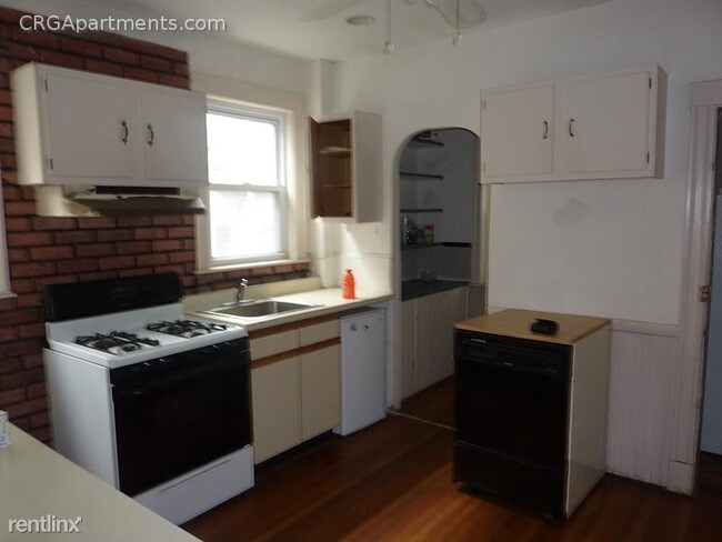 86 Bromfield Rd-Unit -# 1 | Rentals in Somerville, MA