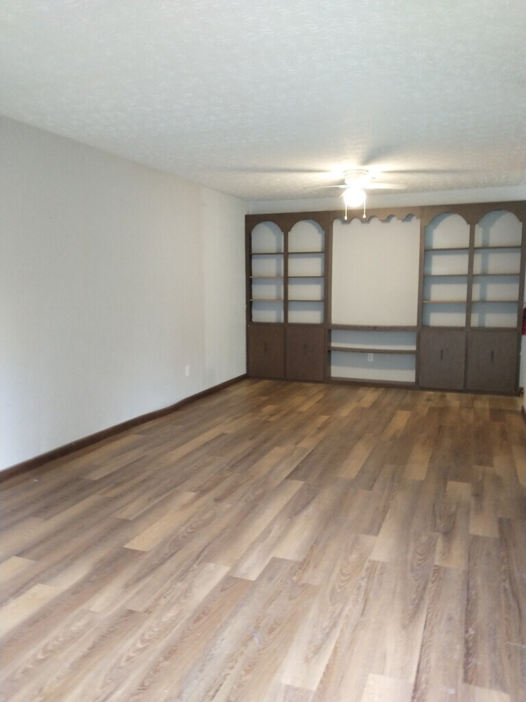 Prokos Rentals Apartments in Athens, OH | ApartmentHomeLiving.com