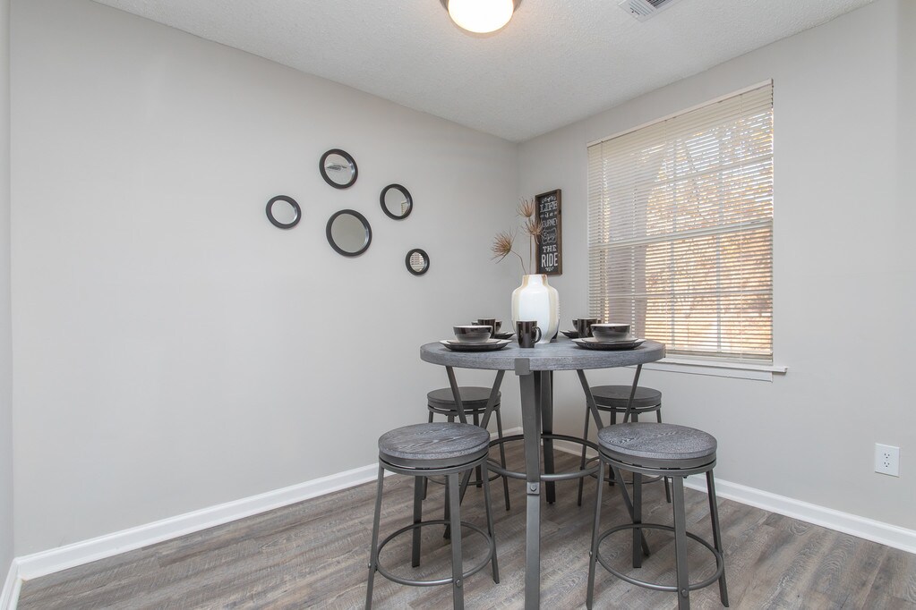 Avondale Village | Decatur, GA Apartments