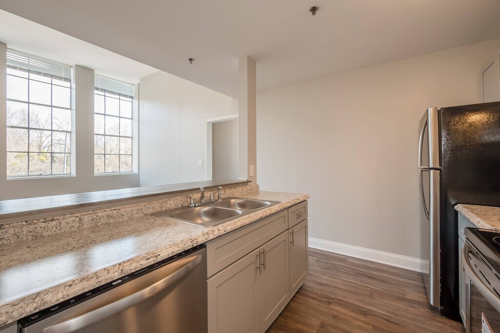 Crogman School Lofts Apartments | Atlanta, GA Apartments For Rent