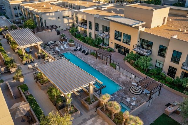 Plaza Lofts at Kierland Commons | Scottsdale, AZ Apartments