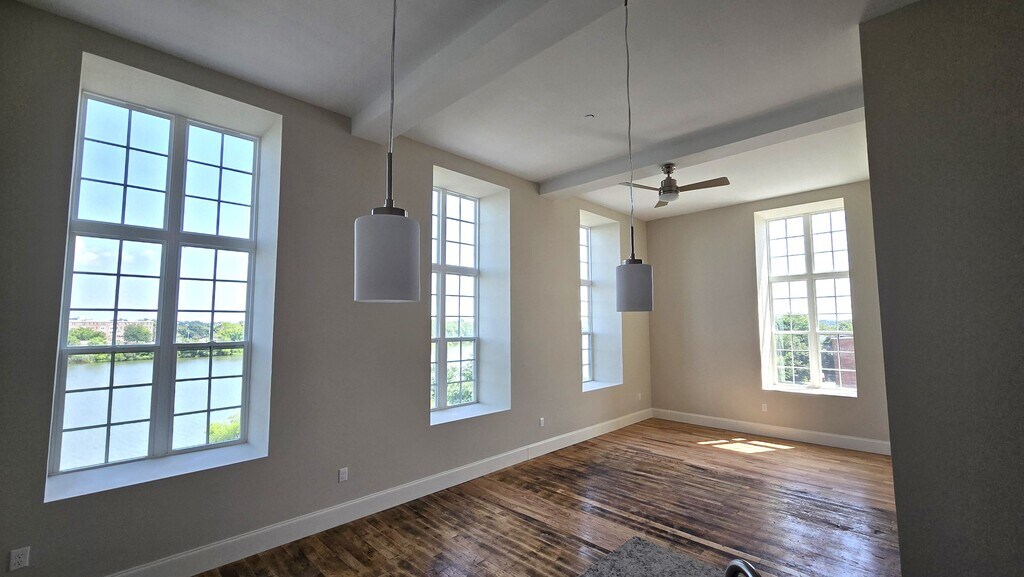 King Philip Lofts Apartments in Fall River, MA | ApartmentHomeLiving.com