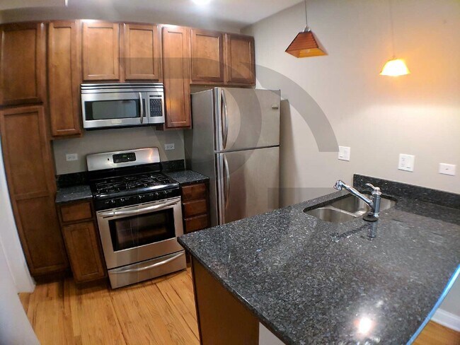 3804 N Marshfield Ave Apartments and Nearby Chicago Apartments For Rent ...