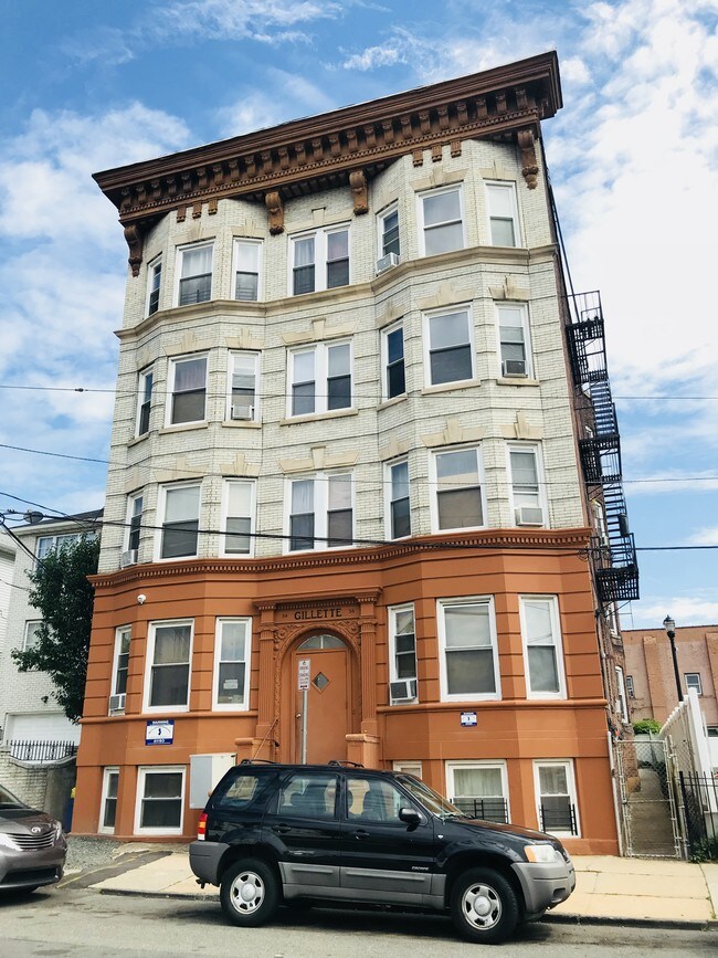 36 Gillette Pl | Rentals in Newark, NJ