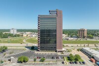 Reese Tower Apartments in Tulsa, OK | ApartmentHomeLiving.com